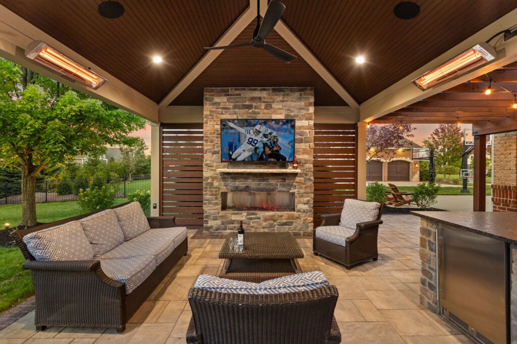 Outdoor Fireplace or Fire Pit: Key Distinctions